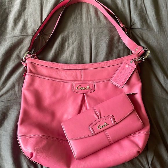 Coach | Bags | Vintage Pink Coach Purse | Poshmark